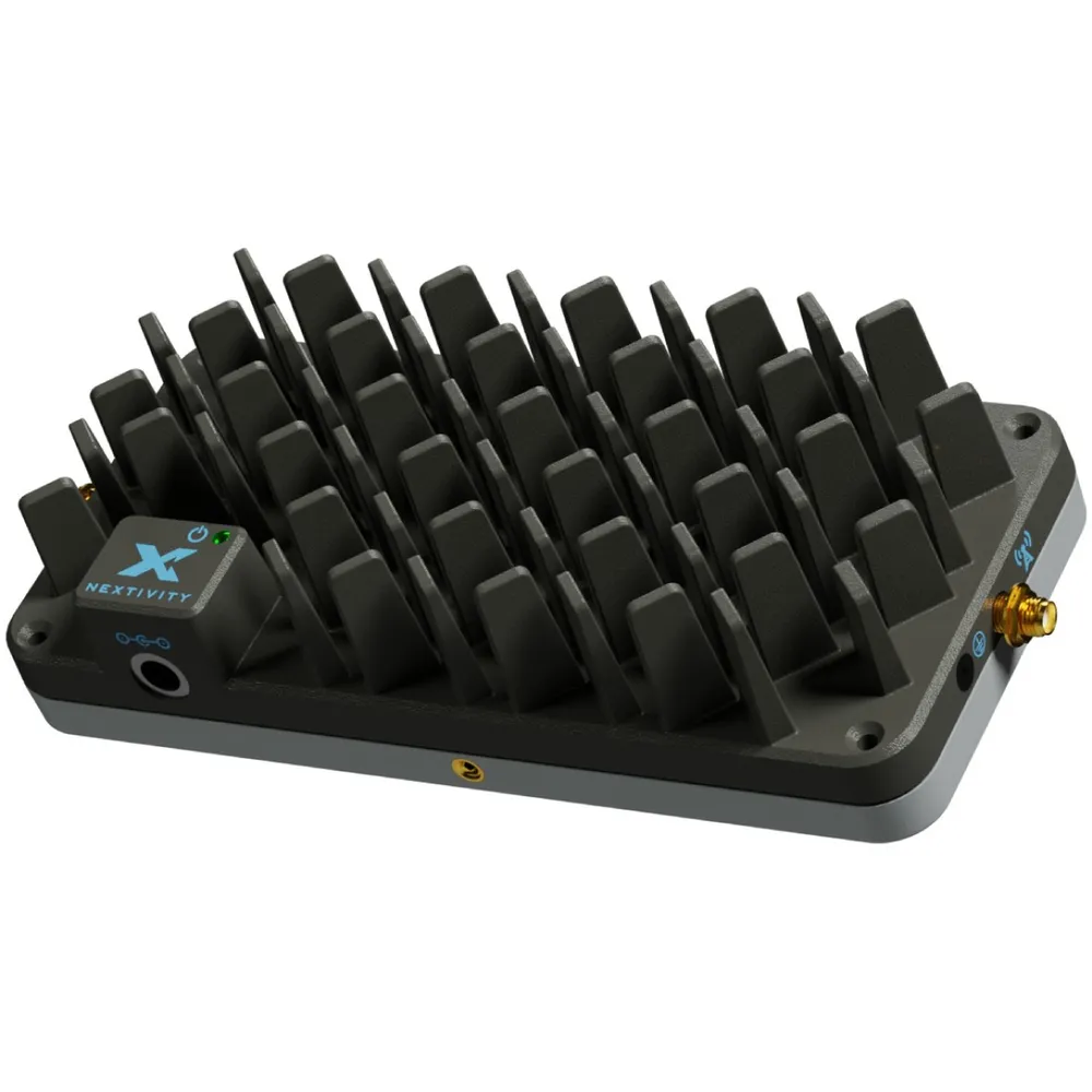 Cel-Fi Roam R41 Vehicle Pack 6.0 DBI 5G Booster with 905mm Antenna and ...